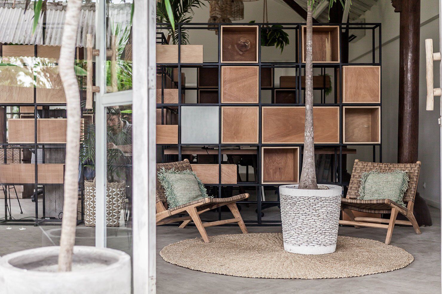 BIOMBO ARCHITECTURE & INTERIORS STUDIO - Bali Interiors