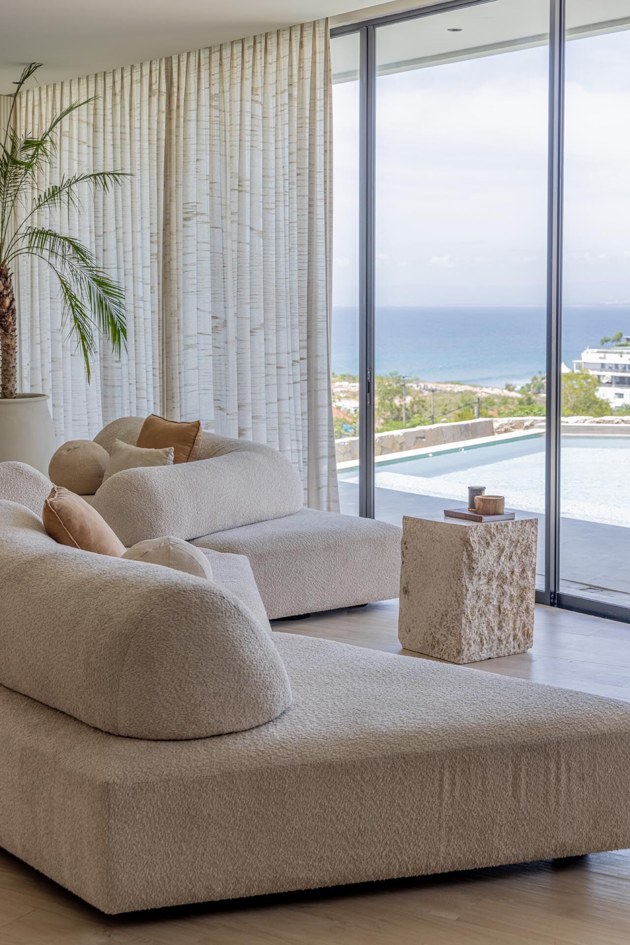 Revolver Seminyak: Bali’s Original Iconic Coffee Institution - Bali ...